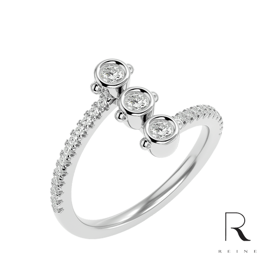 Sparkle Like Royalty with our Elegant Joy Ring – Reine